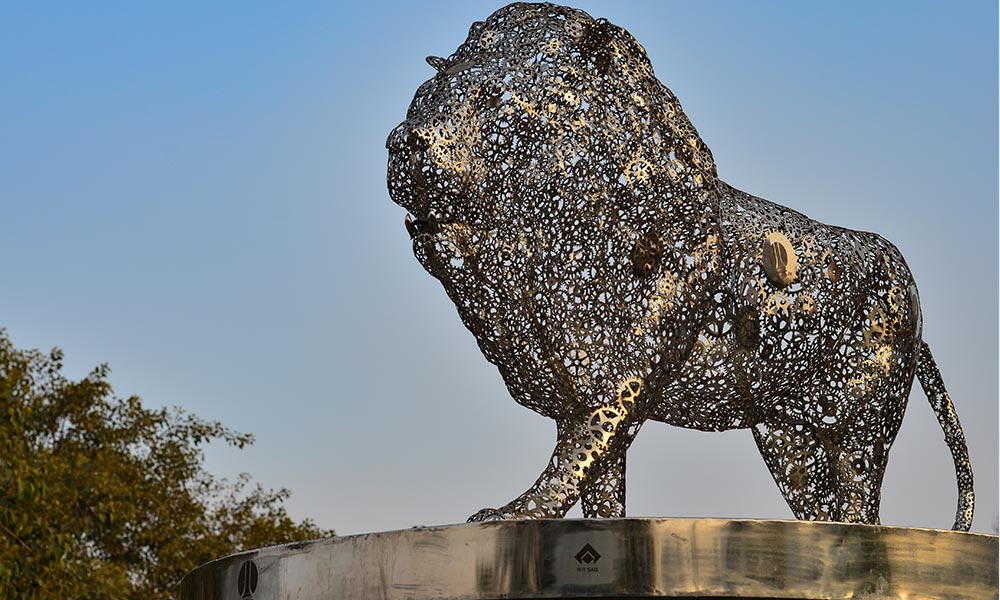 Improving output, innovation key to make India manufacturing hub ...